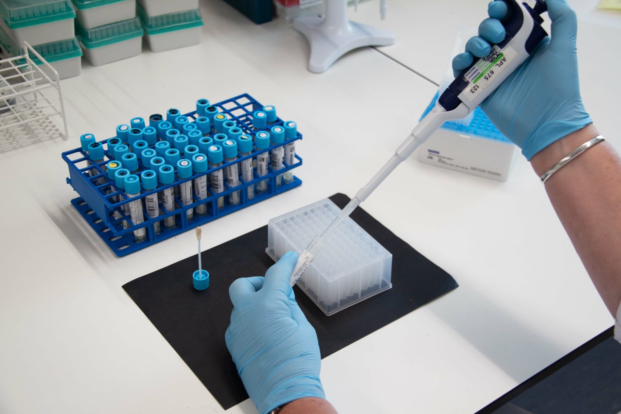 About us - VHLGenetics